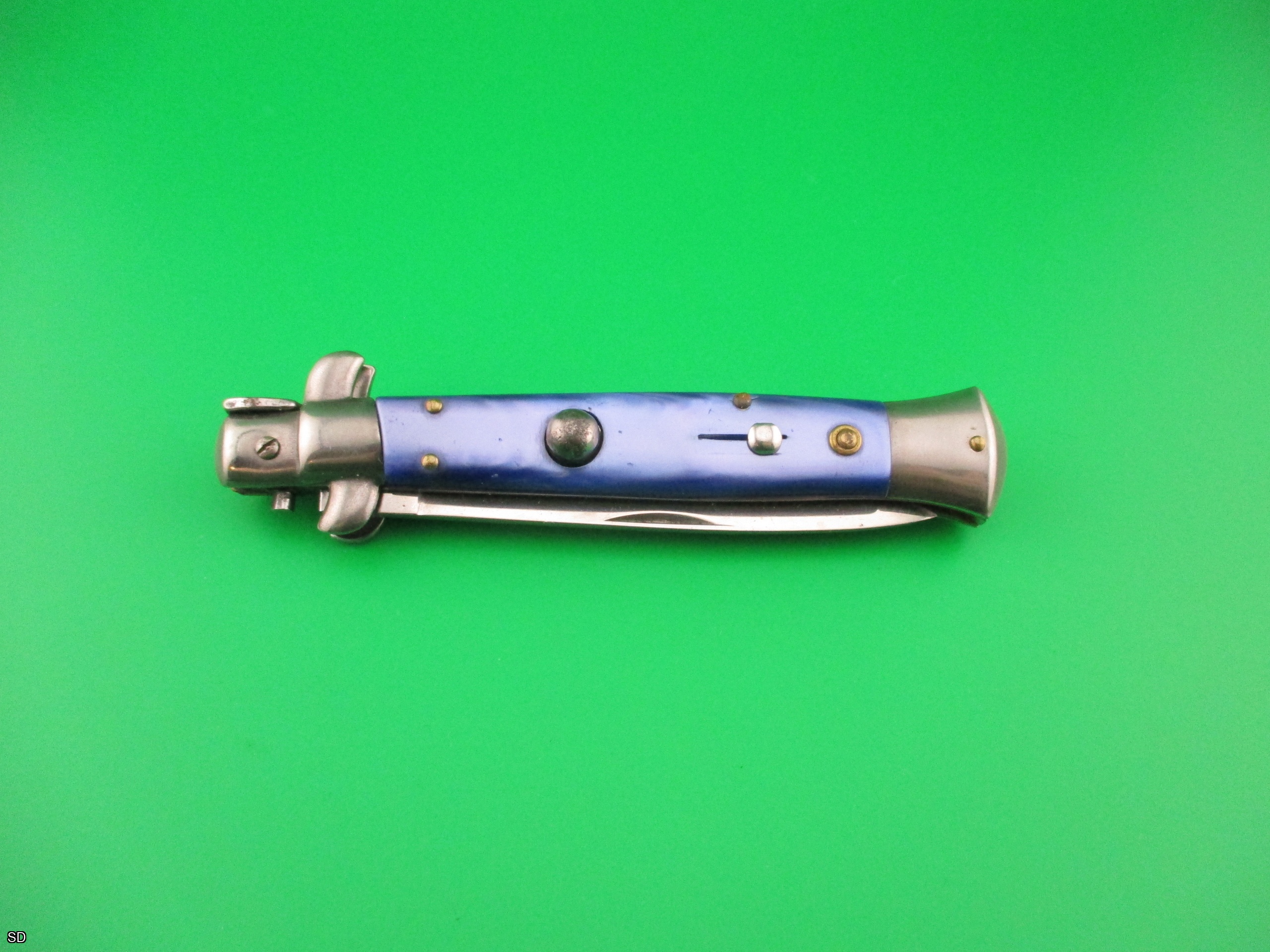 Vintage EDGE CO 22cm Italian Stiletto Blue Pearlex swivel switchblade ...